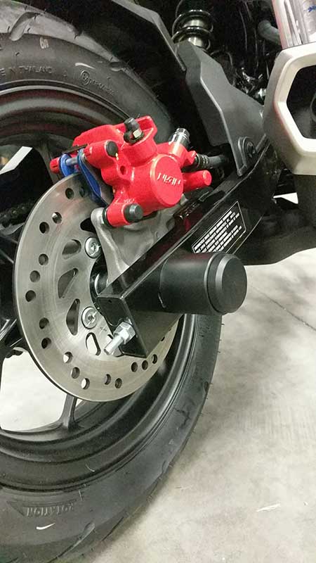 Honda Grom Axle Sliders - STREETBIKE SUPPLY